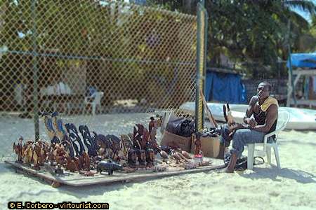 35/50.- Negril, Long Bay Beach, Jamaican. VIRTOURIST.COM