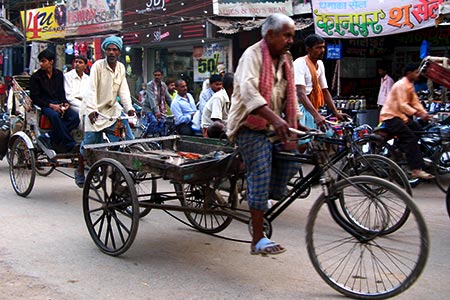 Varanasi, local transport. VIRTOURIST.COM VARANASI